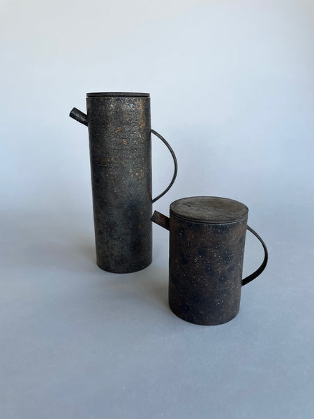 TEXTURED BLACK WATER JUG – SITU STUDIO